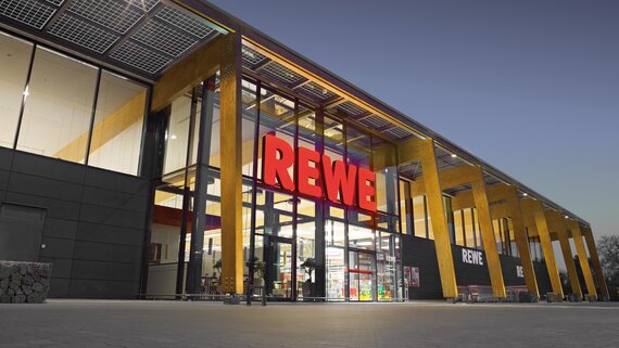 REWE eröffnet 50. Green Building in Teltow | REWE Presse