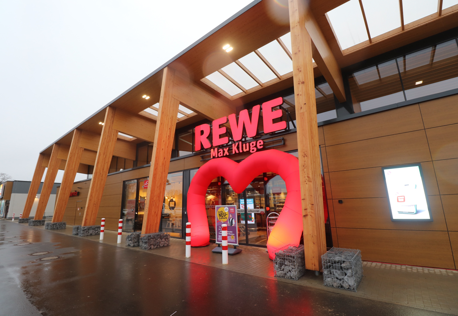 REWE eröffnet in Ahrensfelde | REWE Presse