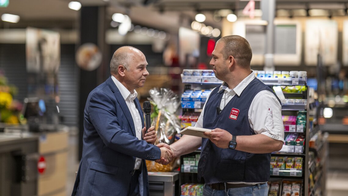 REWE-Markt in der Rostock-Südstadt ist zurück | REWE Presse