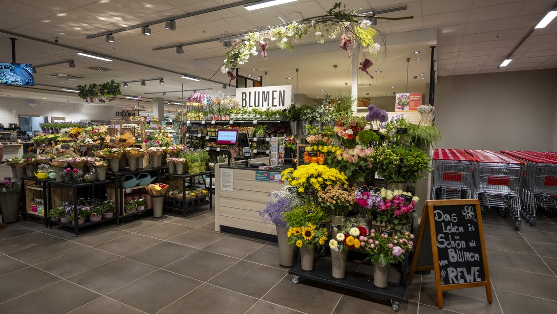 REWE-Markt in der Rostock-Südstadt ist zurück | REWE Presse